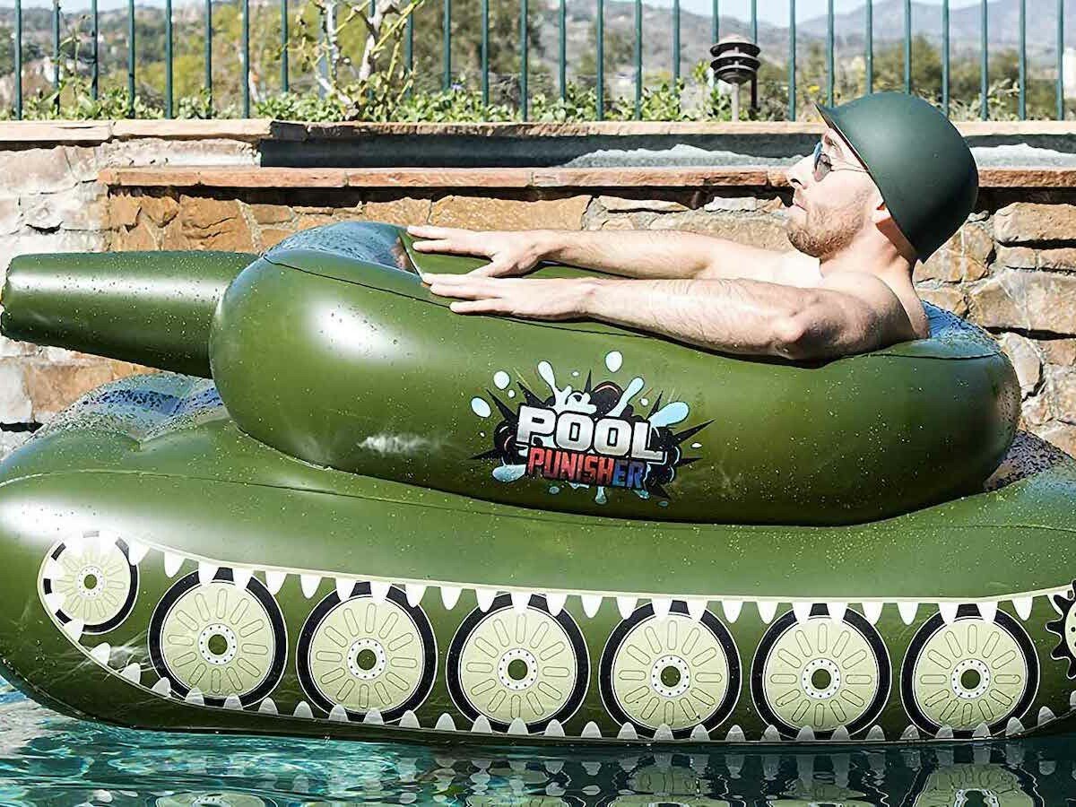 Pool Punisher inflatable tank with a water cannon comes with a 50-feet ...